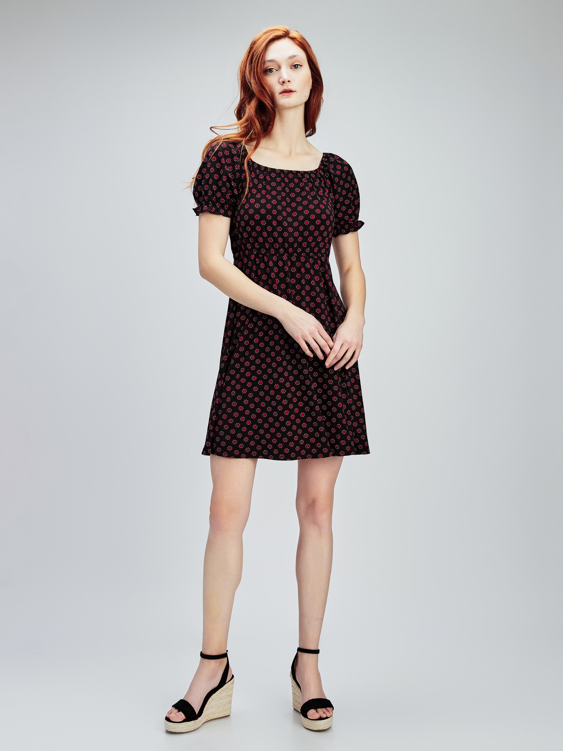 Robe courte évasée en tricot – Boutiques San Francisco